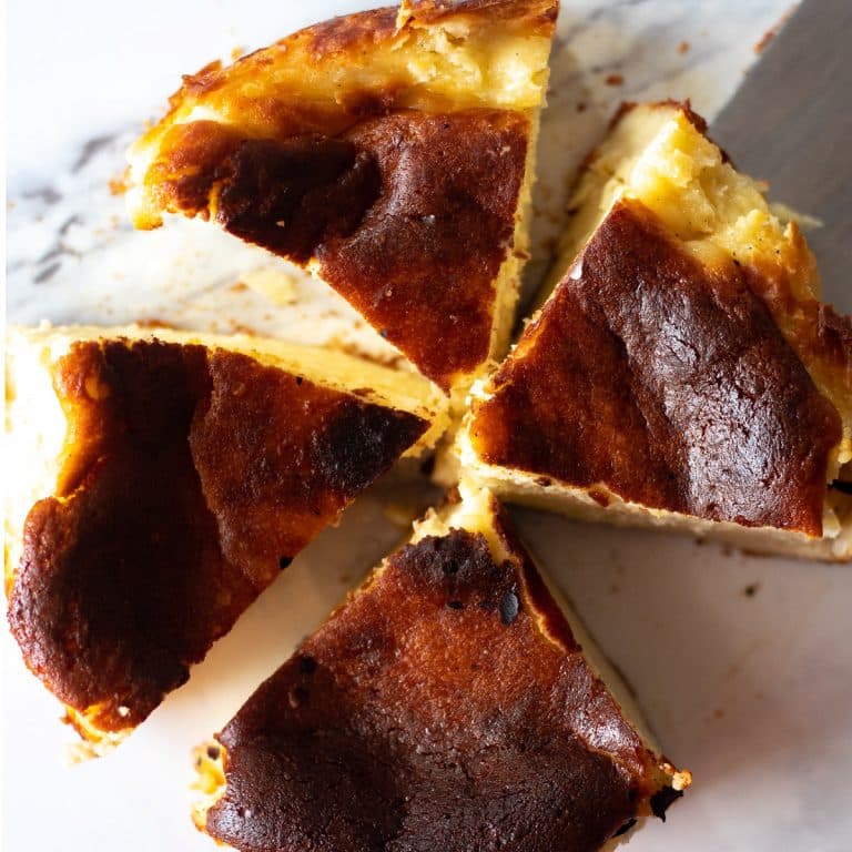Mini Basque Cheesecake - Burnt Basque Cheesecake - Chenée Today
