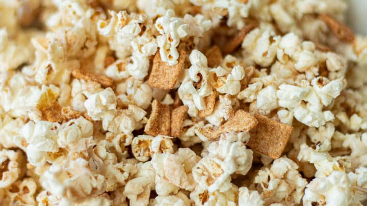 Cinnamon Toast Crunch Popcorn Recipe - Chenée Today